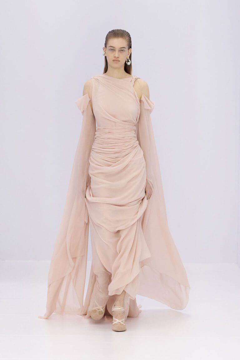 Fendi Haute Couture Spring Summer 2023 - RUNWAY MAGAZINE ® Official