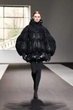 Chen Peng Fall 2023 - RUNWAY MAGAZINE ® Official