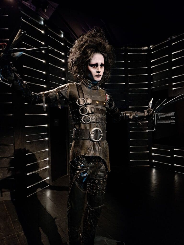 Tim Burton's Labyrinth in Paris - RUNWAY MAGAZINE ® Official