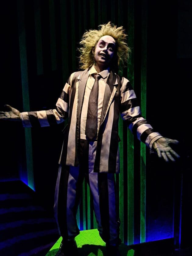 Tim Burton's Labyrinth in Paris - RUNWAY MAGAZINE ® Official