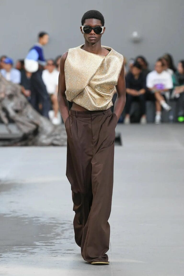 Loewe Spring Summer 2024 Men - RUNWAY MAGAZINE ® Official