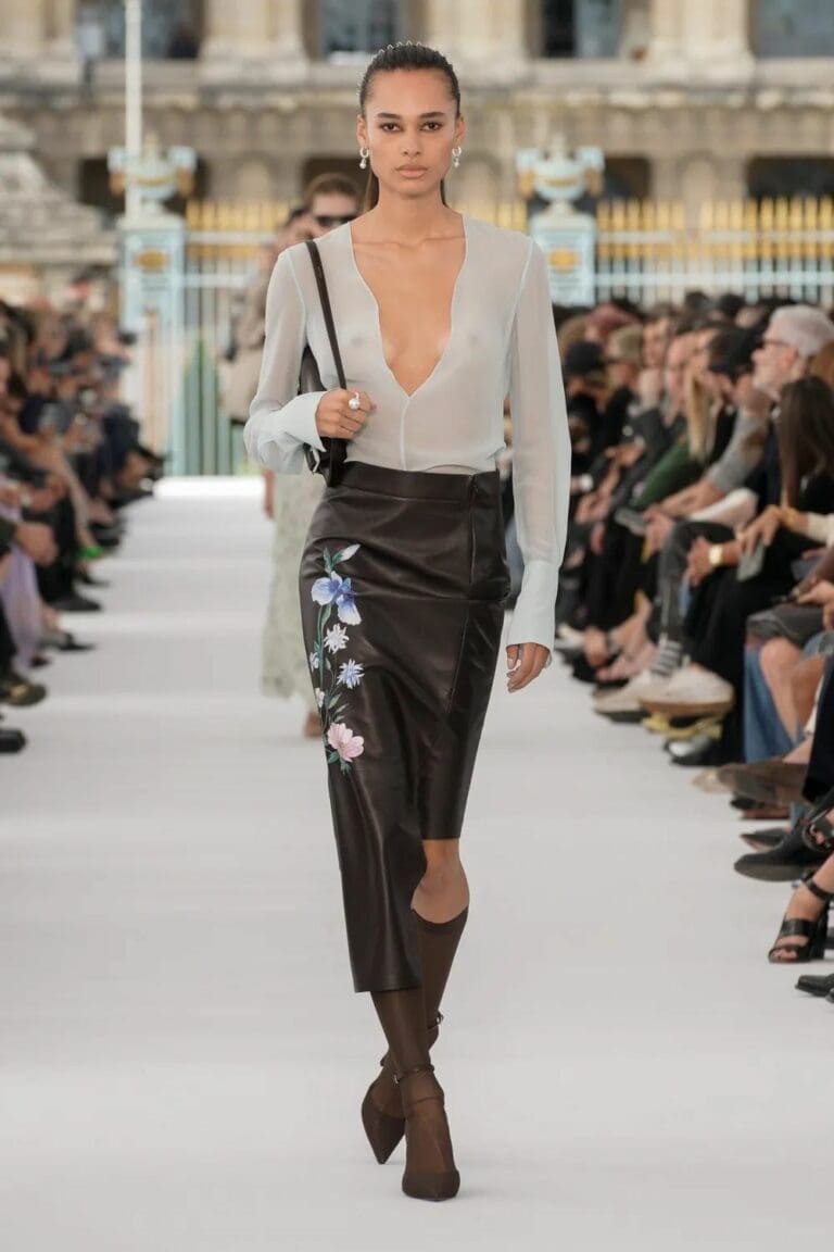 Givenchy Spring Summer 2024 - RUNWAY MAGAZINE ® Official
