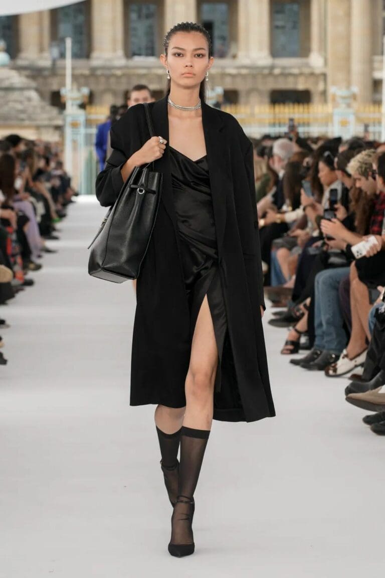 Givenchy Spring Summer 2024 - RUNWAY MAGAZINE ® Official