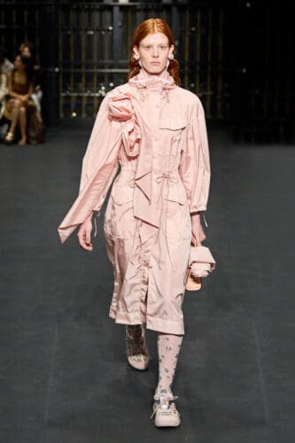 Simone Rocha Spring Summer 2024 - RUNWAY MAGAZINE ® Official