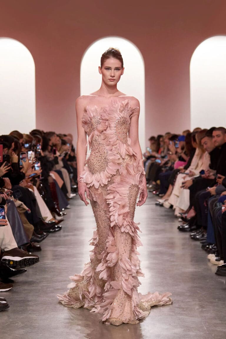 Elie Saab Haute Couture Spring Summer 2025 - RUNWAY MAGAZINE ® Official