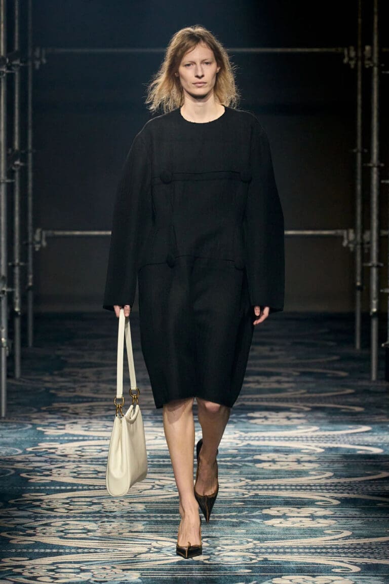 Prada Fall Winter 2025-2026 - RUNWAY MAGAZINE ® Official