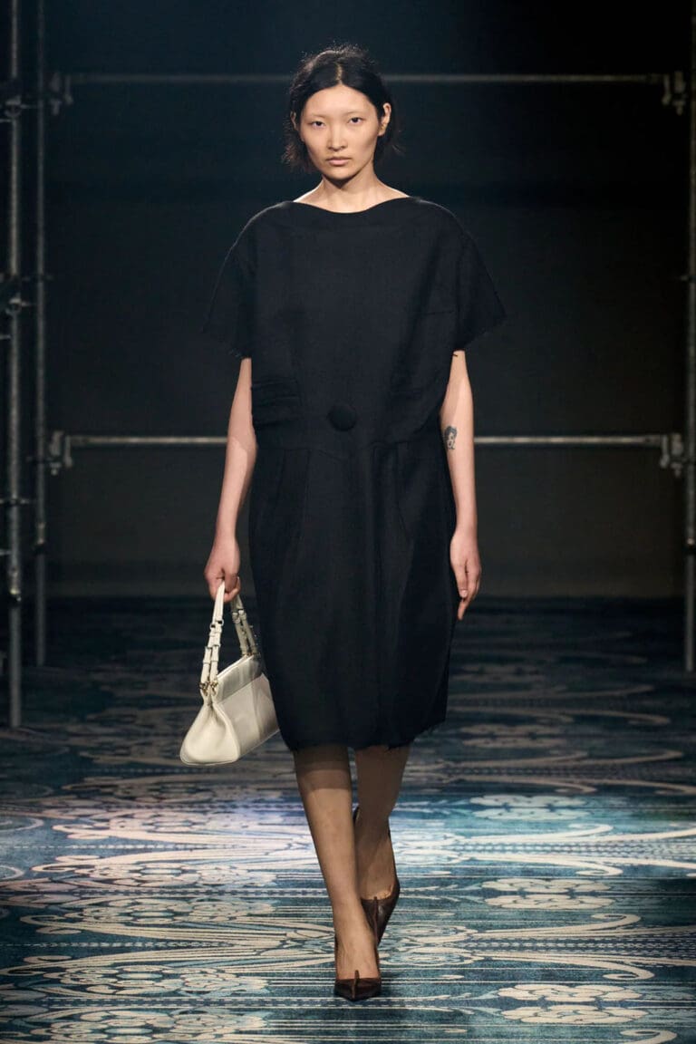 Prada Fall Winter 2025-2026 - RUNWAY MAGAZINE ® Official