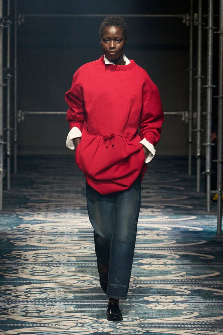 Prada Fall Winter 2025-2026 - RUNWAY MAGAZINE ® Official