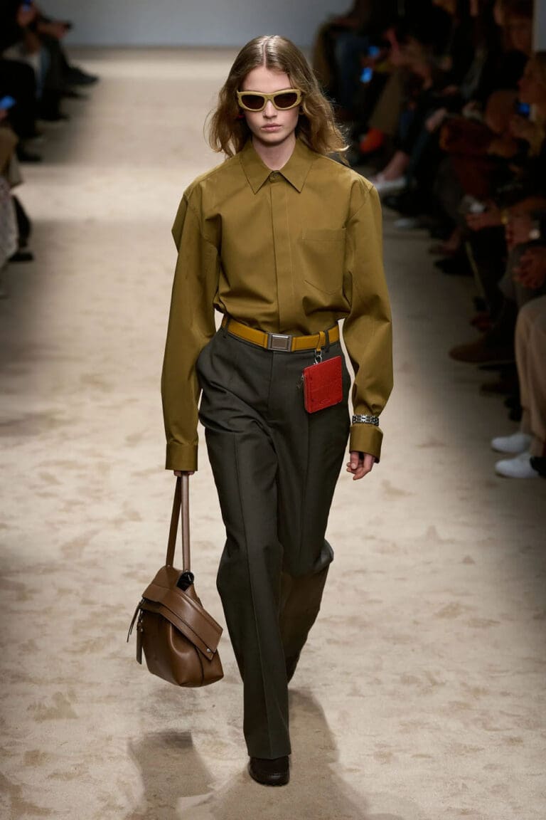 Tod's Fall Winter 2025-2026 - RUNWAY MAGAZINE ® Official