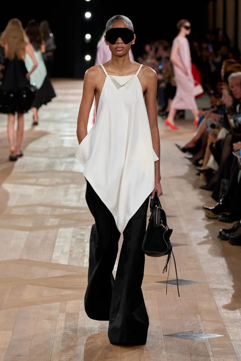 Balenciaga by Pierpaolo Piccioli Spring Summer 2026 - RUNWAY MAGAZINE ...