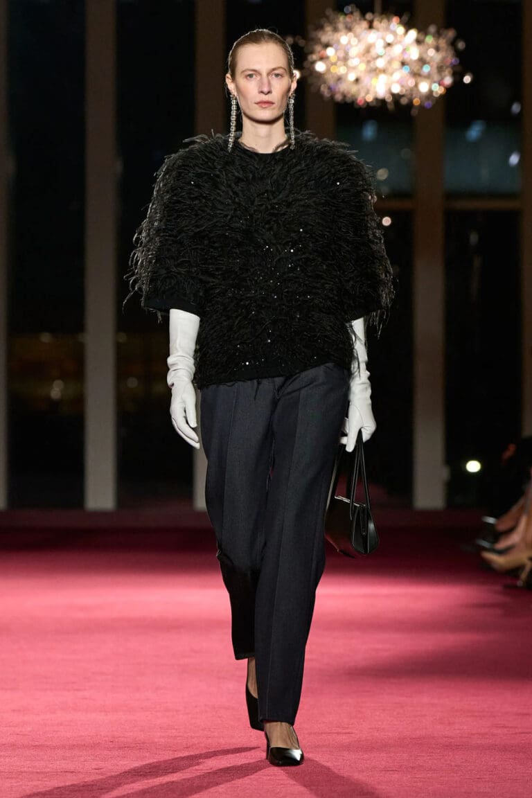 Michael Kors Fall Winter 2026-2027 - RUNWAY MAGAZINE ® Official