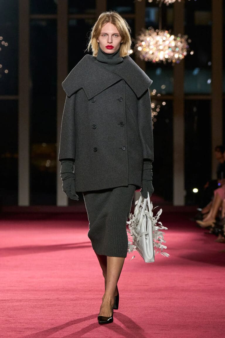 Michael Kors Fall Winter 2026-2027 - RUNWAY MAGAZINE ® Official